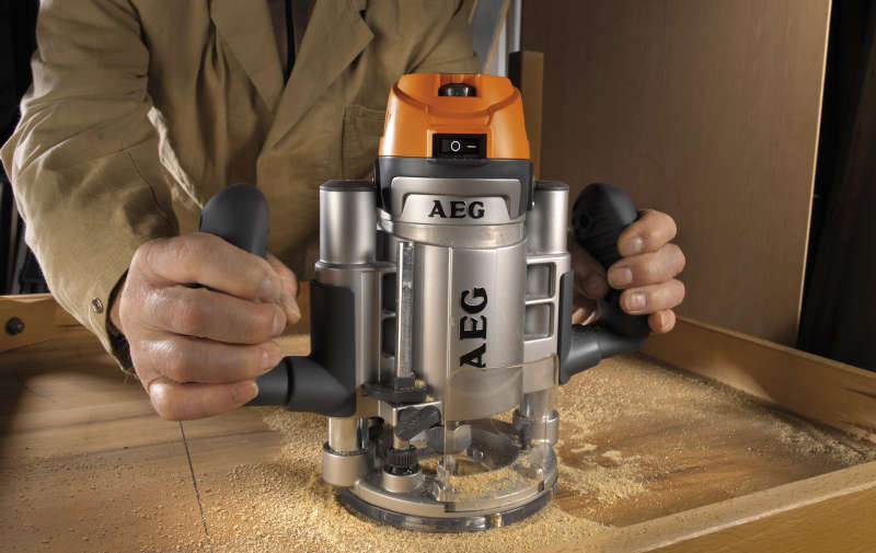 רוטר AEG MF 1400 KE | 1400W | רוטרים | דלקו כלי עבודה חשמליים