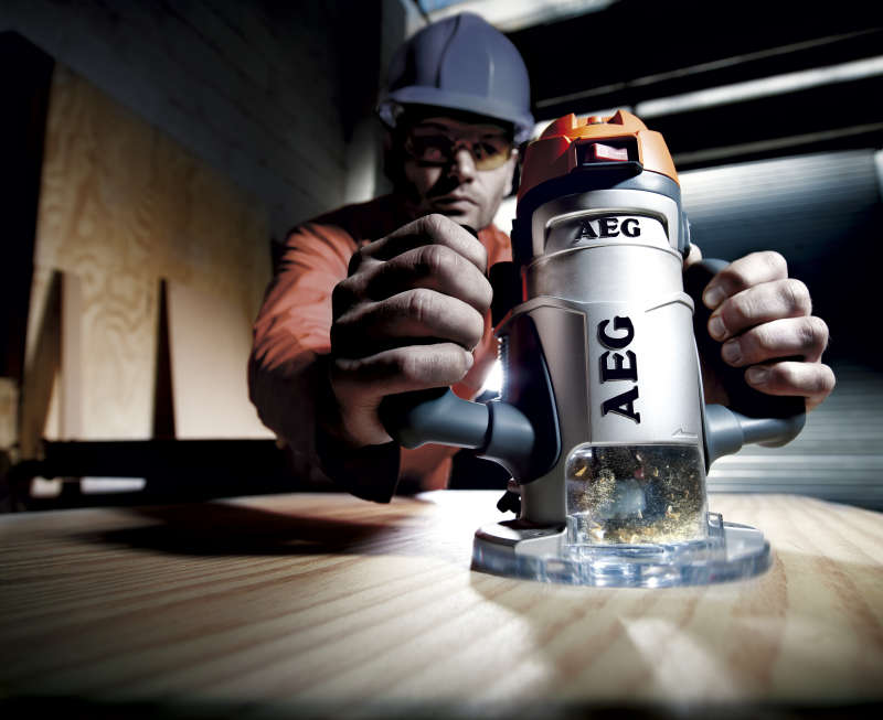 רוטר AEG MF 1400 KE | 1400W | רוטרים | דלקו כלי עבודה חשמליים